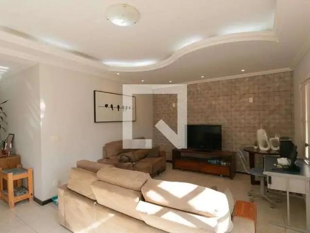 Casa / Sobrado para Venda em Belo Horizonte/MG Álvaro Camargos 3 Quartos