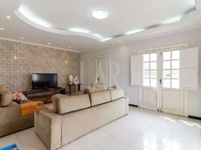 Casa / Sobrado para Venda em Belo Horizonte/MG Álvaro Camargos 3 Quartos