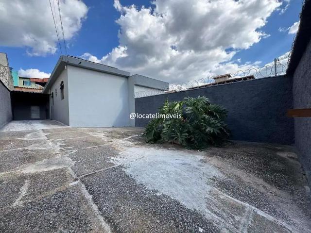 Casa / Sobrado para Venda em Belo Horizonte/MG Araguaia 2 Quartos