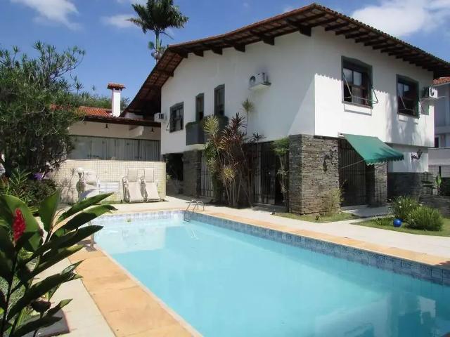 Casa / Sobrado para Venda em Belo Horizonte/MG Bandeirantes 5 Quartos