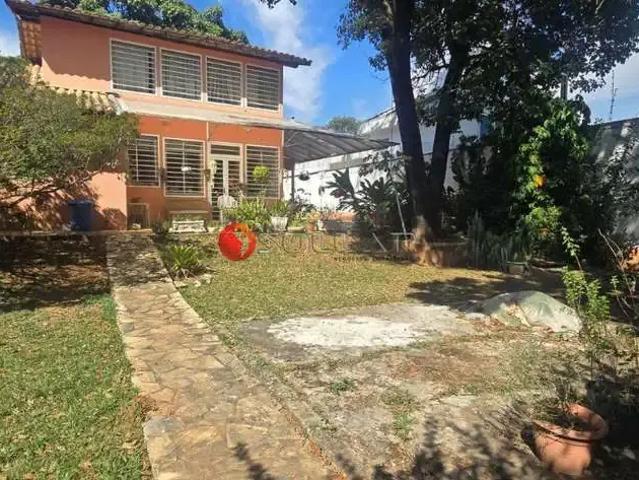 Casa / Sobrado para Venda em Belo Horizonte/MG Bandeirantes Pampulha 4 Quartos