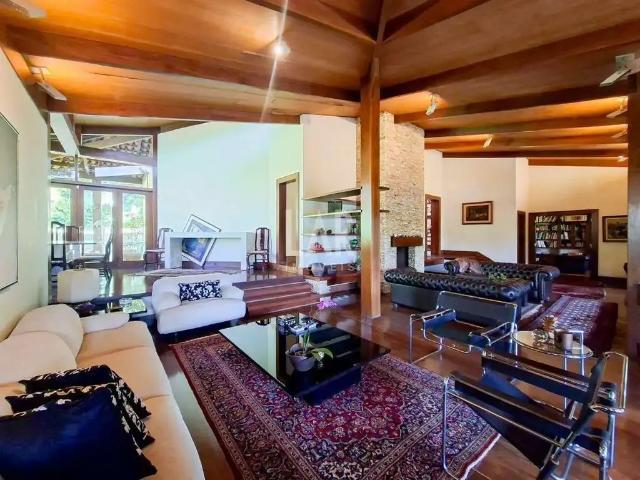 Casa / Sobrado para Venda em Belo Horizonte/MG Bandeirantes Pampulha 4 Quartos