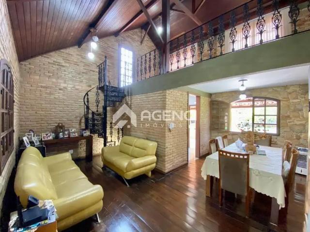 Casa / Sobrado para Venda em Belo Horizonte/MG Bandeirantes Pampulha 4 Quartos