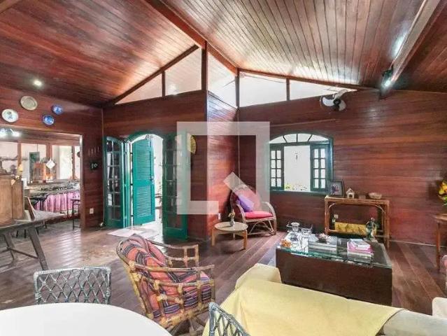 Casa / Sobrado para Venda em Belo Horizonte/MG Belvedere 4 Quartos