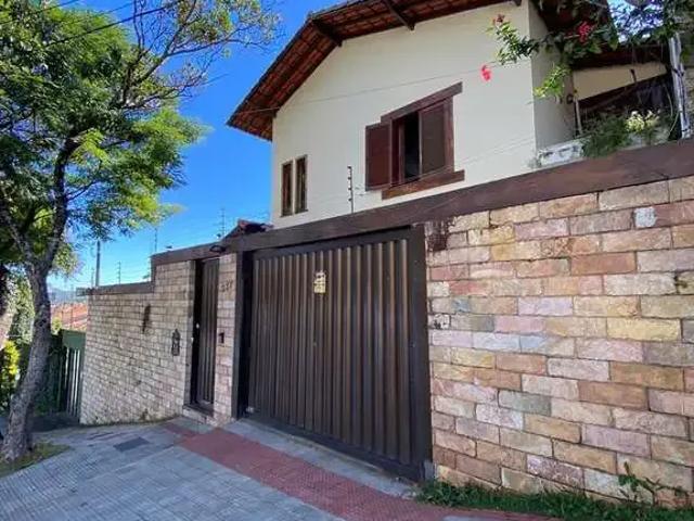 Casa / Sobrado para Venda em Belo Horizonte/MG Belvedere 4 Quartos