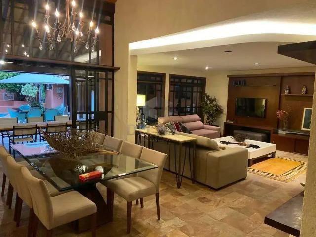 Casa / Sobrado para Venda em Belo Horizonte/MG Belvedere 4 Quartos