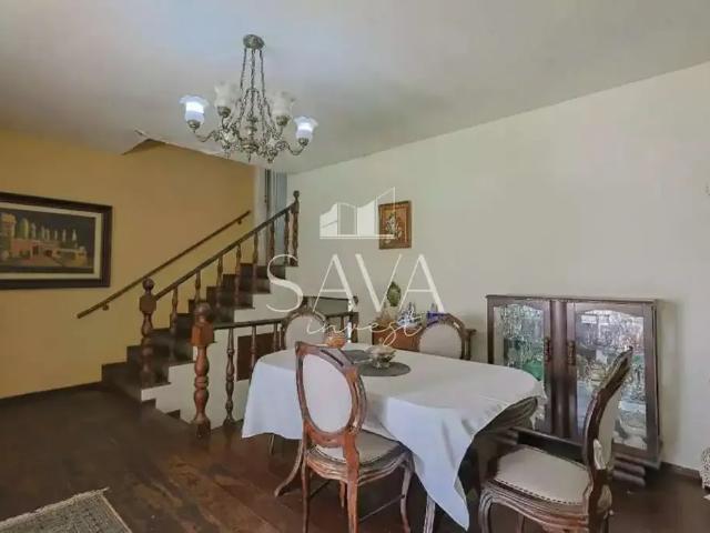 Casa / Sobrado para Venda em Belo Horizonte/MG Belvedere 5 Quartos