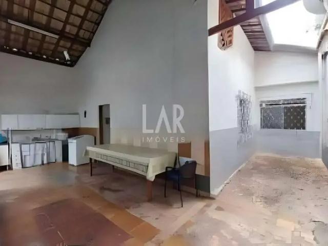Casa / Sobrado para Venda em Belo Horizonte/MG Betânia 6 Quartos