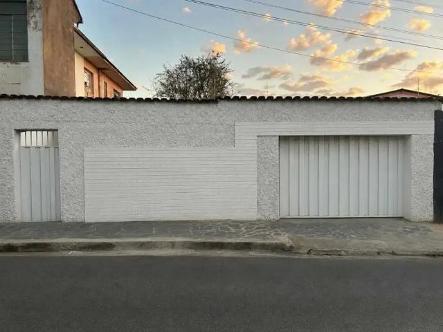 Casa / Sobrado para Venda em Belo Horizonte/MG Bonfim 3 Quartos