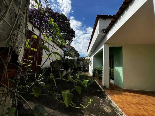 Casa / Sobrado para Venda em Belo Horizonte/MG Brasil Industrial 3 Quartos