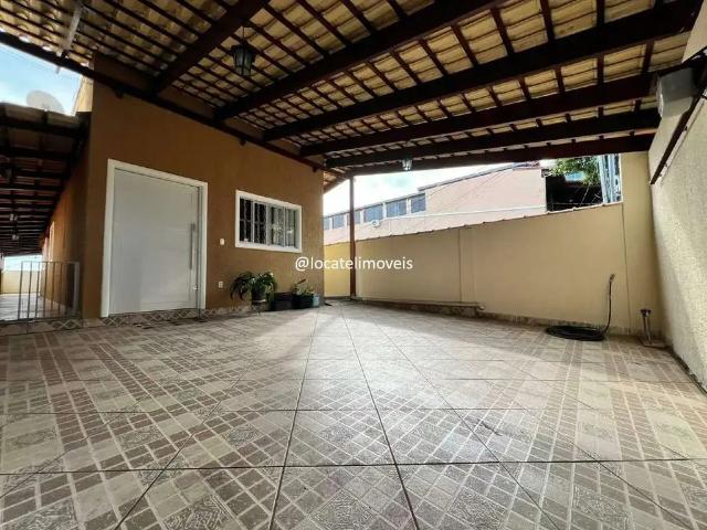 Casa / Sobrado para Venda em Belo Horizonte/MG Brasil Industrial 4 Quartos