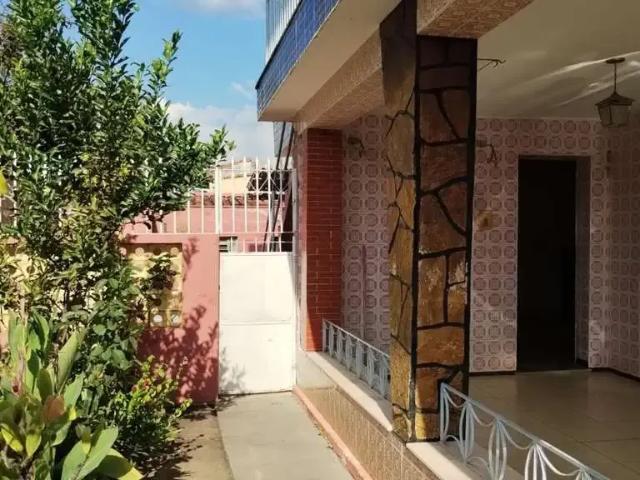 Casa / Sobrado para Venda em Belo Horizonte/MG Cachoeirinha 6 Quartos