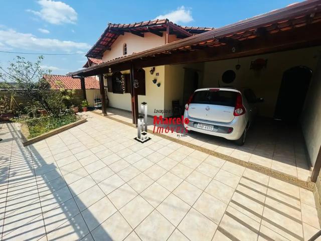 Casa / Sobrado para Venda em Belo Horizonte/MG Caiçaras 3 Quartos