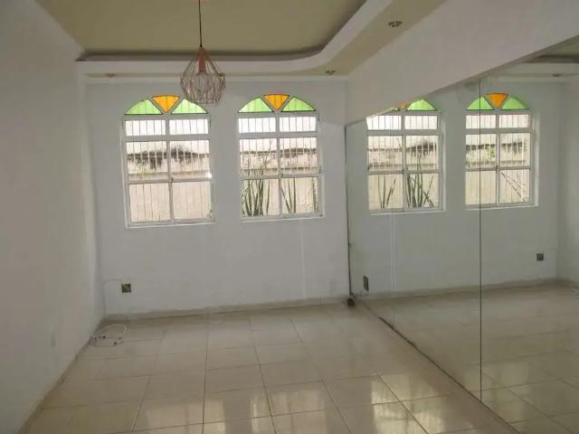 Casa / Sobrado para Venda em Belo Horizonte/MG Caiçaras 3 Quartos