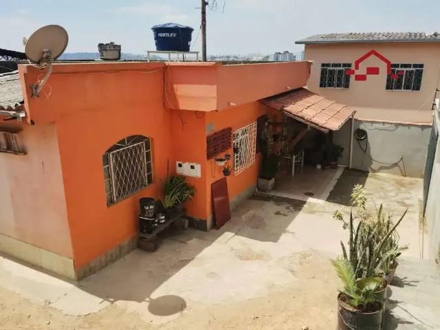 Casa / Sobrado para Venda em Belo Horizonte/MG Califórnia 3 Quartos