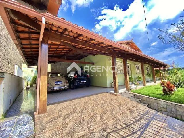 Casa / Sobrado para Venda em Belo Horizonte/MG Camargos 3 Quartos