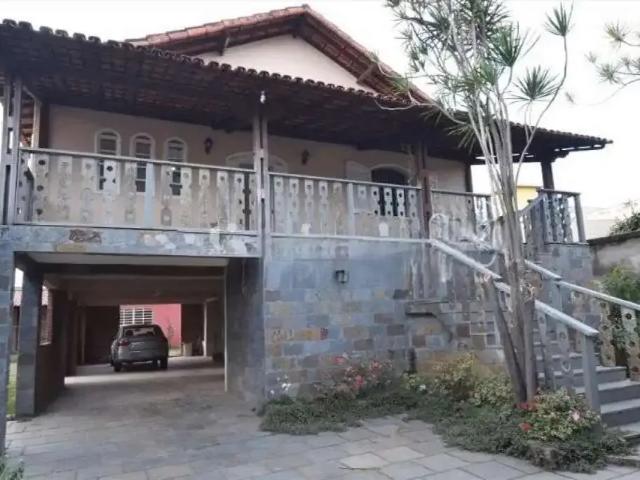 Casa / Sobrado para Venda em Belo Horizonte/MG Camargos 4 Quartos