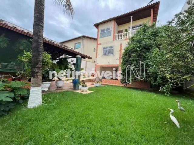 Casa / Sobrado para Venda em Belo Horizonte/MG Camargos 4 Quartos