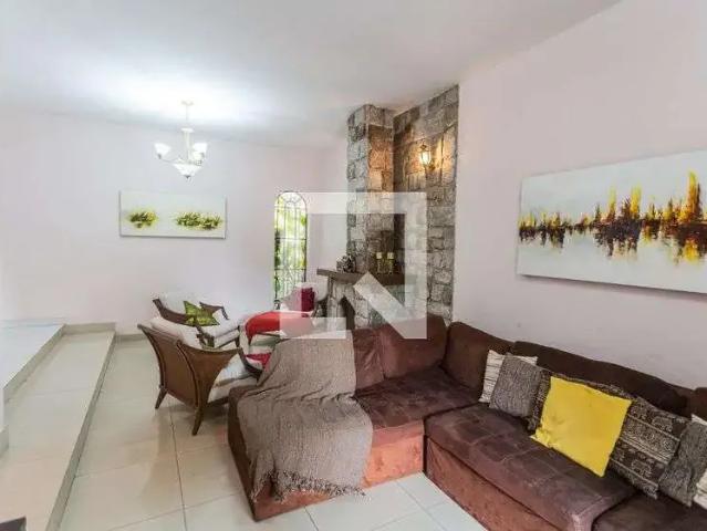 Casa / Sobrado para Venda em Belo Horizonte/MG Canadá 3 Quartos
