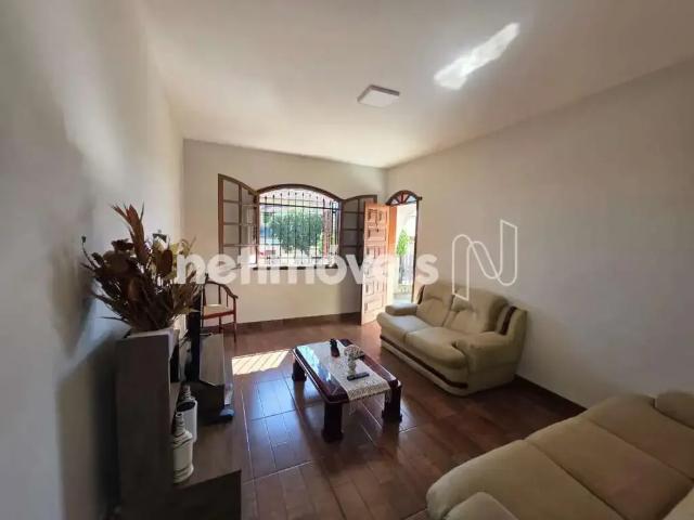 Casa / Sobrado para Venda em Belo Horizonte/MG Candelária 3 Quartos