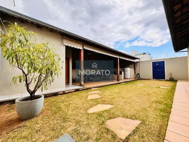 Casa / Sobrado para Venda em Belo Horizonte/MG Castelo 3 Quartos