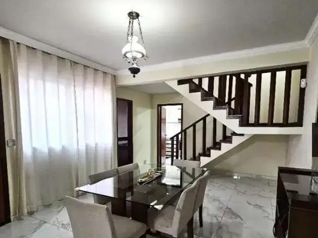 Casa / Sobrado para Venda em Belo Horizonte/MG Castelo 4 Quartos