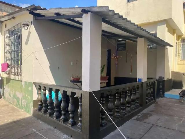Casa / Sobrado para Venda em Belo Horizonte/MG Carlos Prates 5 Quartos