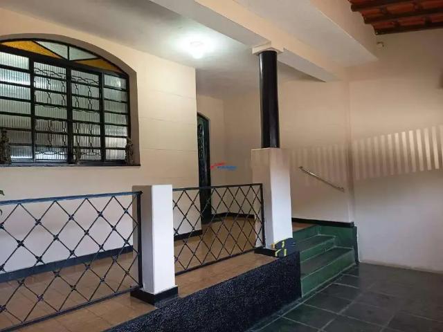Casa / Sobrado para Venda em Belo Horizonte/MG Carlos Prates 5 Quartos