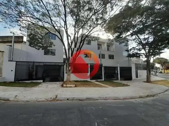Casa / Sobrado para Venda em Belo Horizonte/MG Céu Azul 2 Quartos