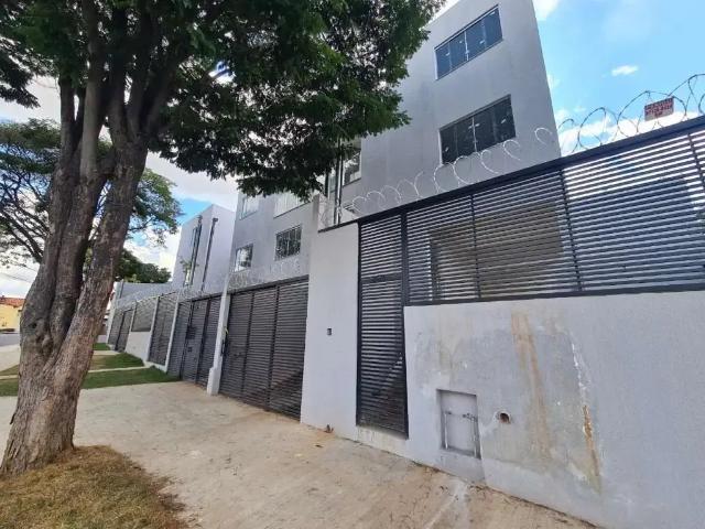 Casa / Sobrado para Venda em Belo Horizonte/MG Céu Azul 2 Quartos