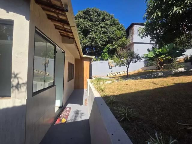 Casa / Sobrado para Venda em Belo Horizonte/MG Céu Azul 3 Quartos