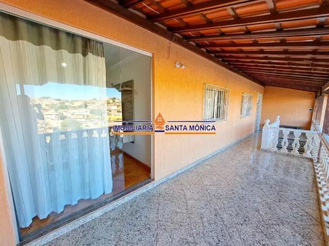 Casa / Sobrado para Venda em Belo Horizonte/MG Céu Azul 4 Quartos