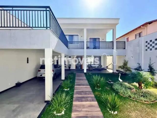 Casa / Sobrado para Venda em Belo Horizonte/MG Céu Azul 4 Quartos