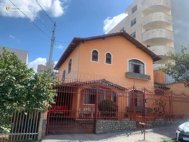 Casa / Sobrado para Venda em Belo Horizonte/MG Cidade Nova 4 Quartos
