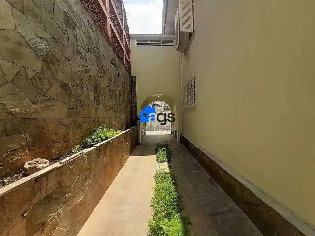 Casa / Sobrado para Venda em Belo Horizonte/MG Colégio Batista 6 Quartos