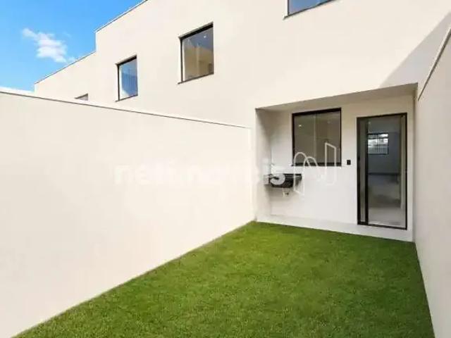 Casa / Sobrado para Venda em Belo Horizonte/MG Copacabana 2 Quartos