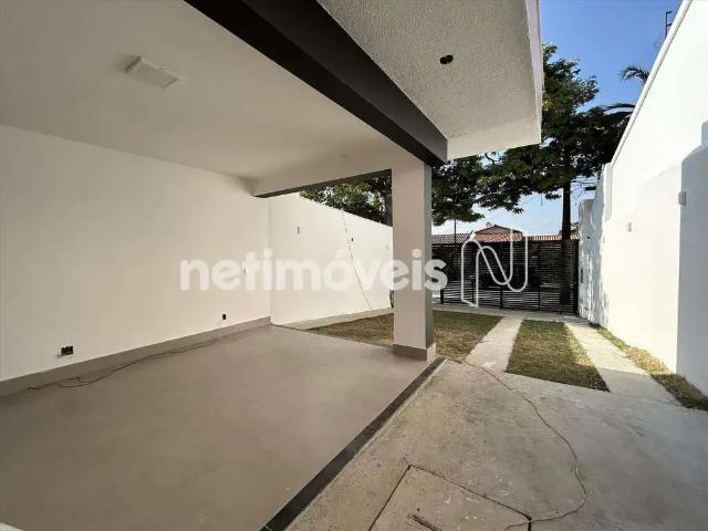 Casa / Sobrado para Venda em Belo Horizonte/MG Copacabana 4 Quartos