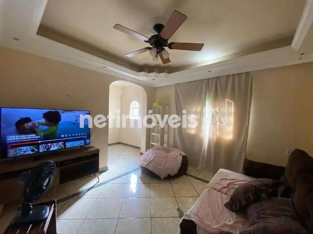 Casa / Sobrado para Venda em Belo Horizonte/MG Copacabana 5 Quartos