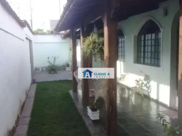 Casa / Sobrado para Venda em Belo Horizonte/MG Coração Eucarístico 4 Quartos