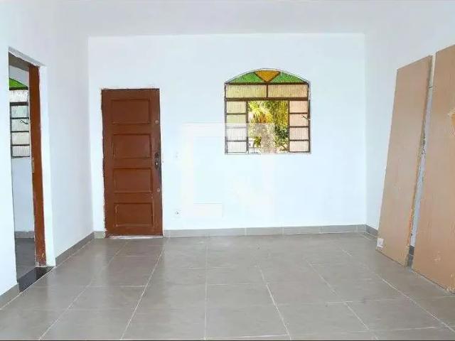 Casa / Sobrado para Venda em Belo Horizonte/MG Dom Silvério 3 Quartos