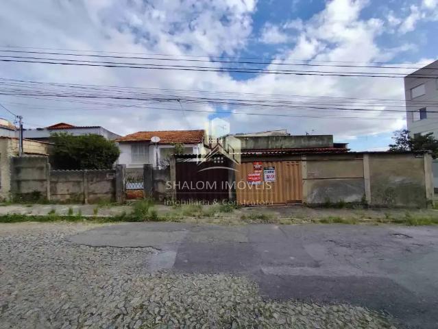Casa / Sobrado para Venda em Belo Horizonte/MG Esplanada 8 Quartos