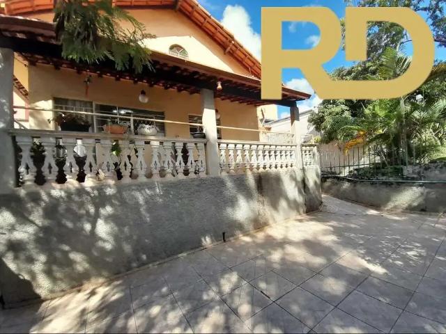 Casa / Sobrado para Venda em Belo Horizonte/MG Esplanada 3 Quartos