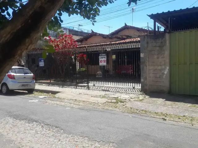 Casa / Sobrado para Venda em Belo Horizonte/MG Esplanada 3 Quartos