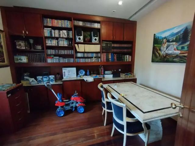 Casa / Sobrado para Venda em Belo Horizonte/MG Fernão Dias 3 Quartos