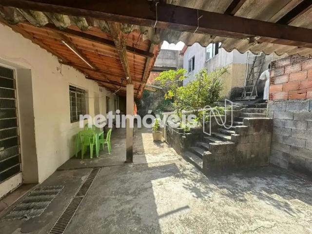Casa / Sobrado para Venda em Belo Horizonte/MG Fernão Dias 3 Quartos