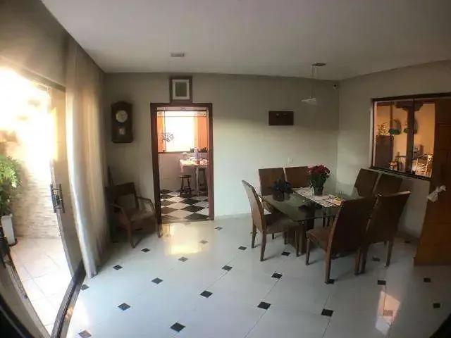 Casa / Sobrado para Venda em Belo Horizonte/MG Fernão Dias 4 Quartos