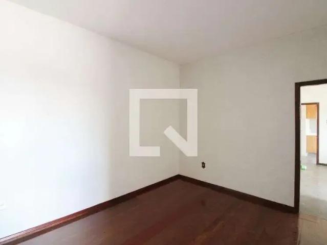 Casa / Sobrado para Venda em Belo Horizonte/MG Floramar 4 Quartos