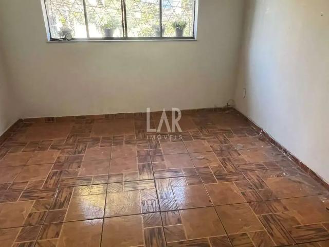 Casa / Sobrado para Venda em Belo Horizonte/MG Floresta 3 Quartos