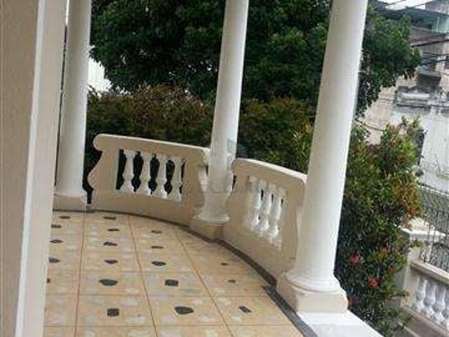 Casa / Sobrado para Venda em Belo Horizonte/MG Floresta 6 Quartos