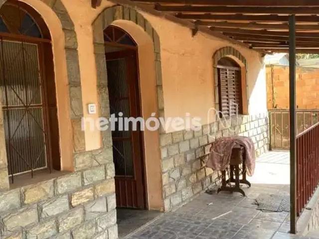 Casa / Sobrado para Venda em Belo Horizonte/MG Guarani 3 Quartos